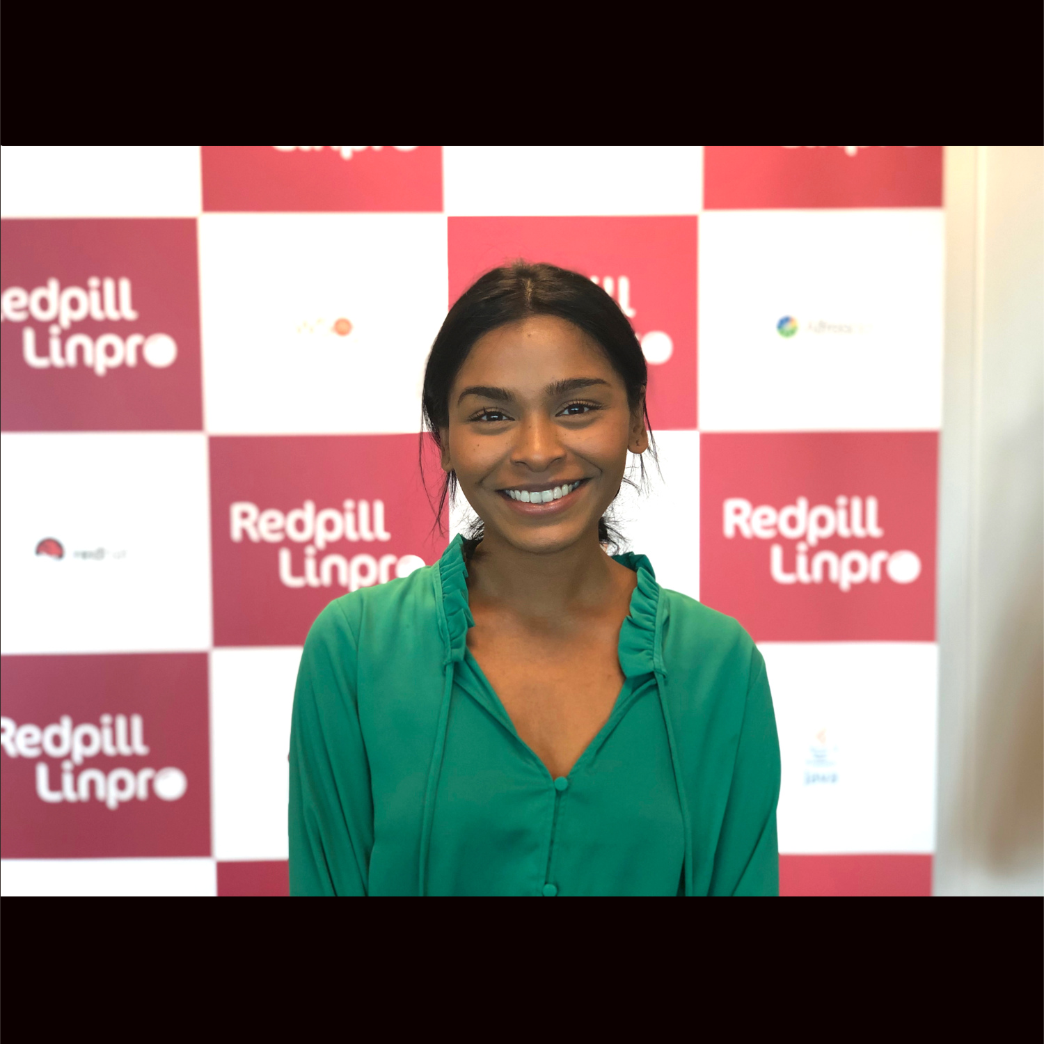 Jennifer Mansur's Instagram, Twitter & Facebook on IDCrawl